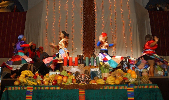 Devrait-on penser à fêter Kwanzaa en Haïti? – AyiboPost