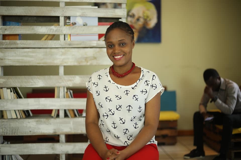 Laura Louis, lauréate du prix du jeune journaliste de l’OIF - AyiboPost