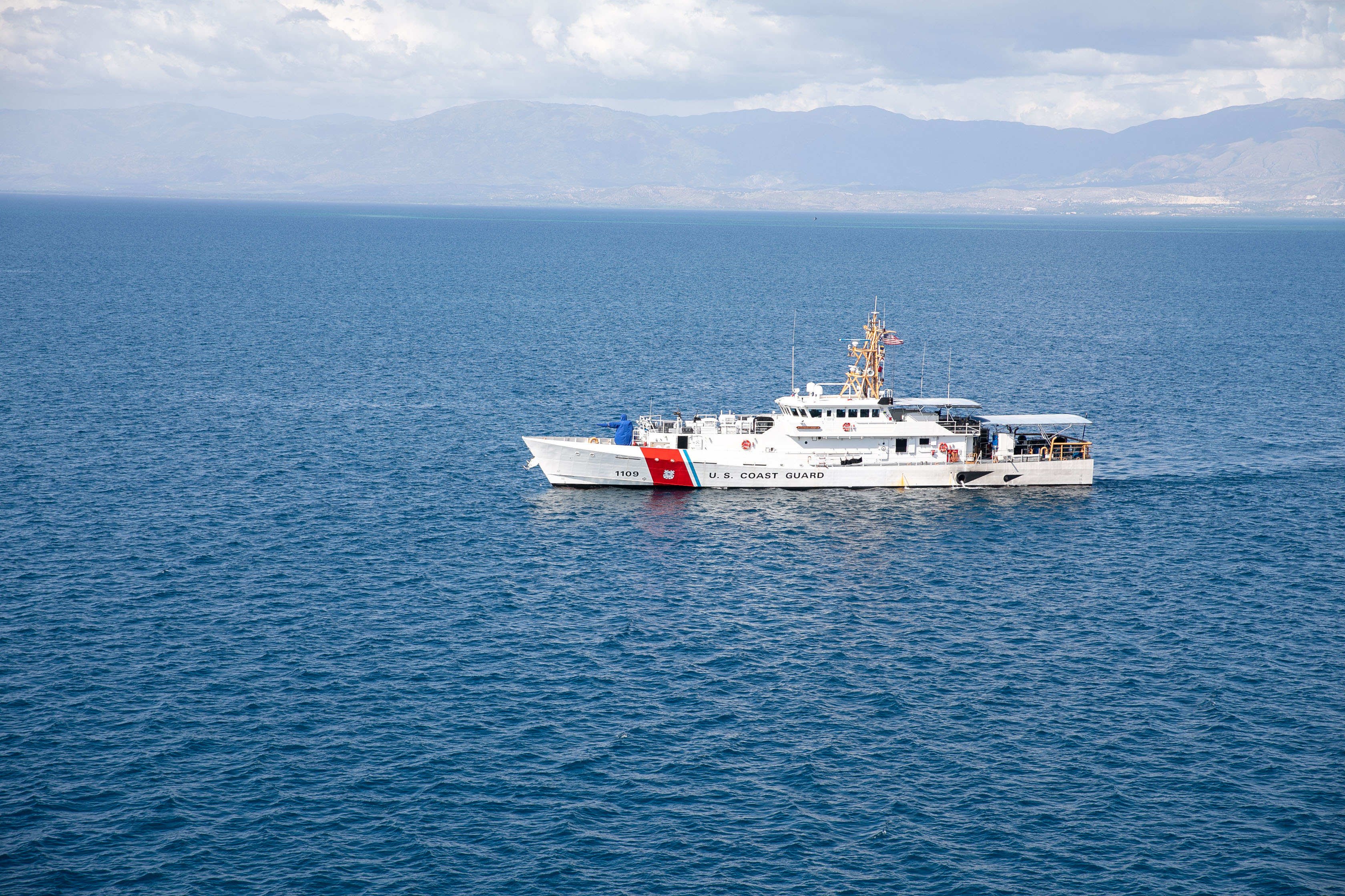 854A2557 - AyiboPost