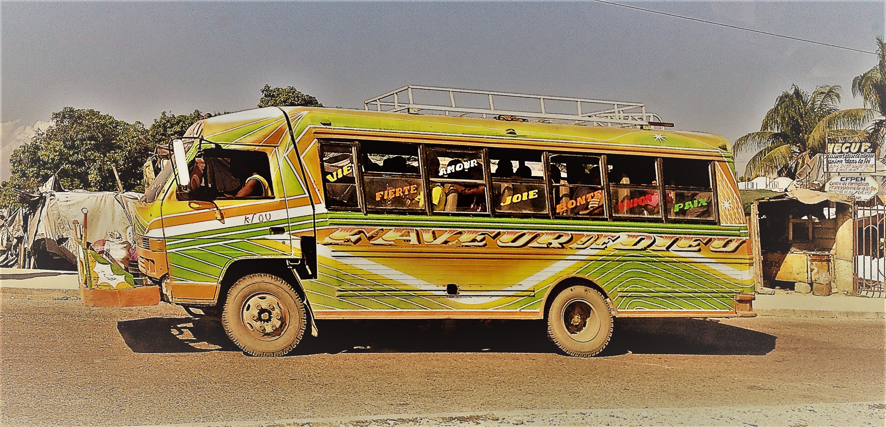 Le kidnapping des bus, nouvelle formule des gangs sur la route menant ...