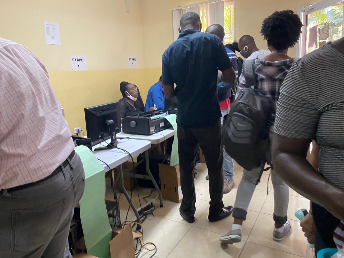 Même l’État haïtien n’est pas prêt pour l’usage de la carte Dermalog ...