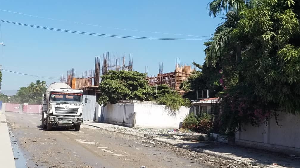 Reprise des travaux de construction du Parlement haïtien - AyiboPost