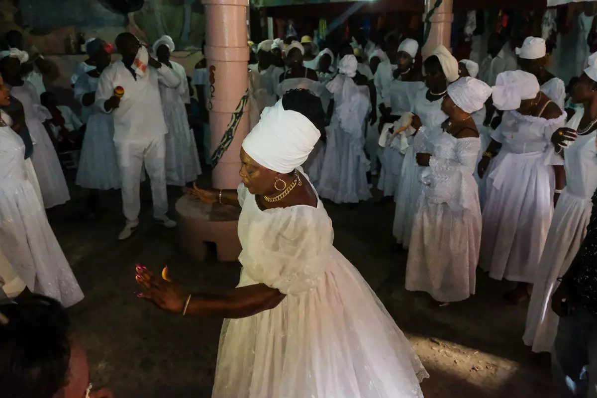 Vodou : elle était à Harvard quand les « loas » d’Haïti l'ont réclamée ...